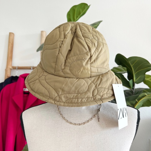 Zara | Accessories | Zara Quilted Puffy Stitched Green Bucket Hat Nwt ...